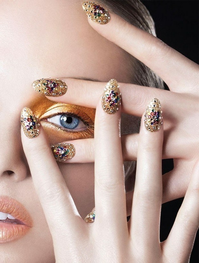 100 ideas de diseños de uñas con piedras – tendencias 2017